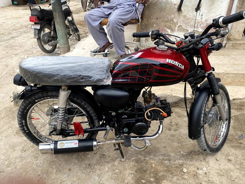 70cc bike convert cafe racer number 03202128870 - Cafe Racers - 1102928407