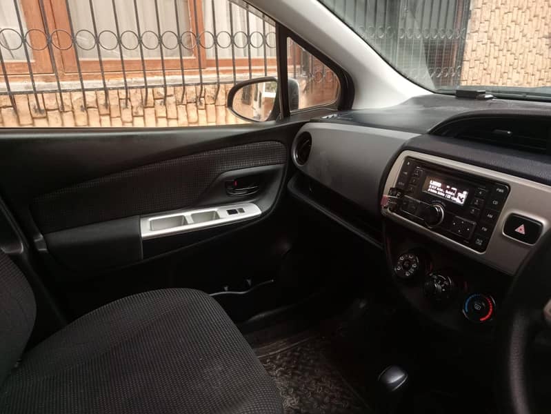Toyota Vitz model 2015 - Cars - 1102930027