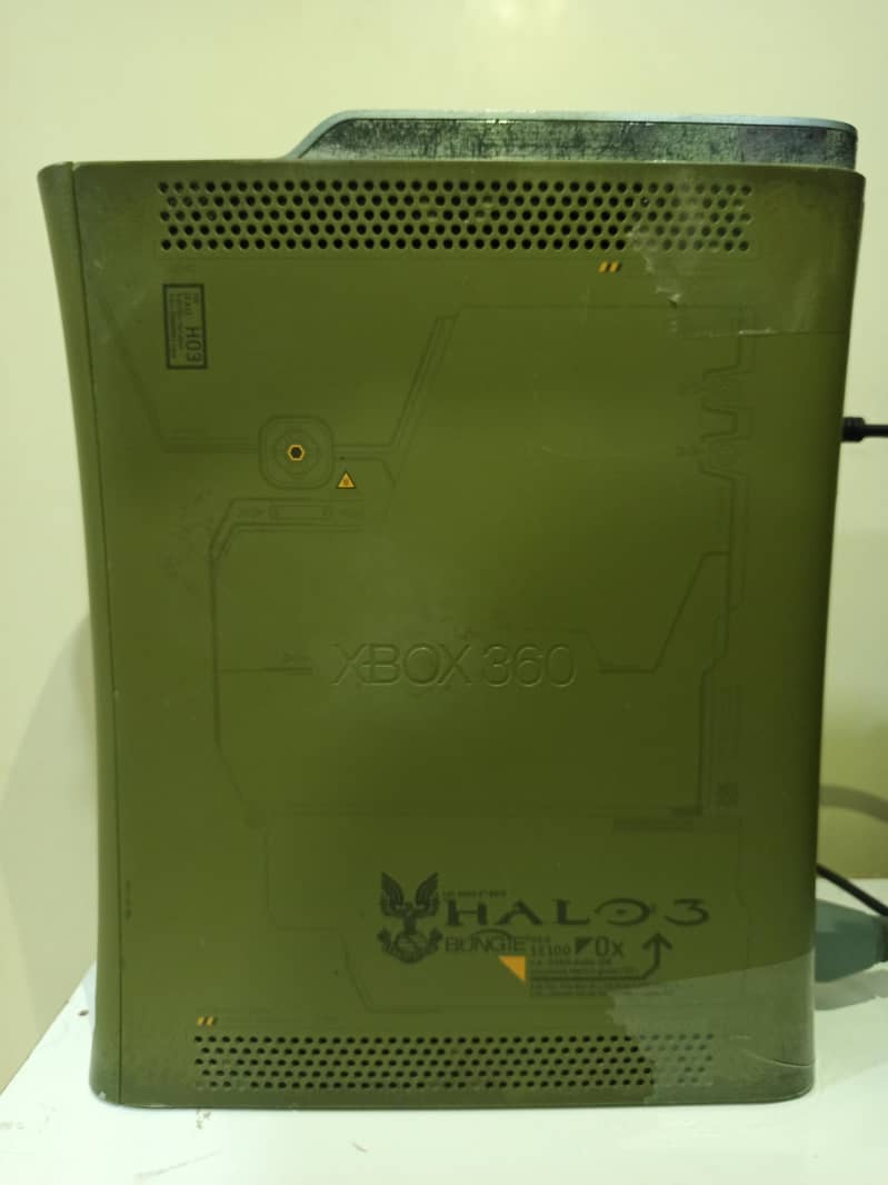 xbox 360 Halo edition 320GB 70 games - Gaming Consoles - 1103020780