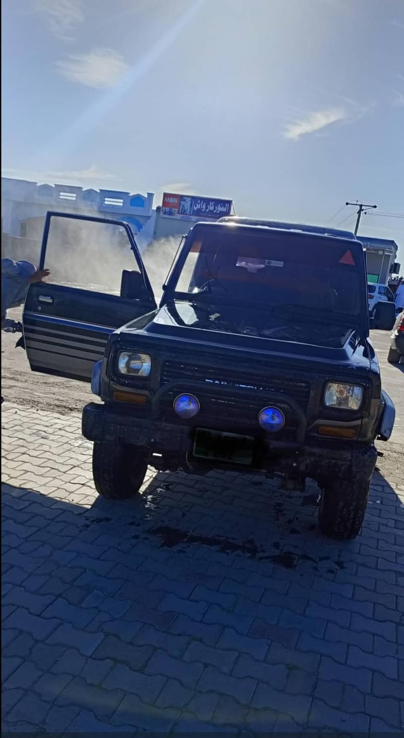 Rocky jeep - Cars - 1103081811