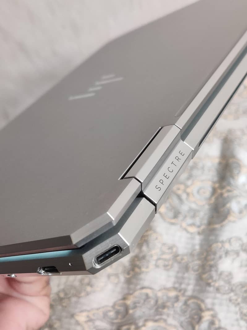 HP SPECTRE 10TH GEN i7 16GB 512GB - Laptops - 1103106321