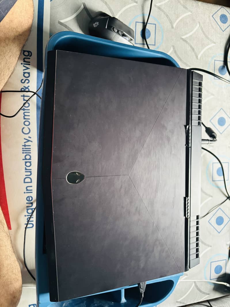 Dell Alienware 15 R3 GTX 1080 - Laptops - 1103118384