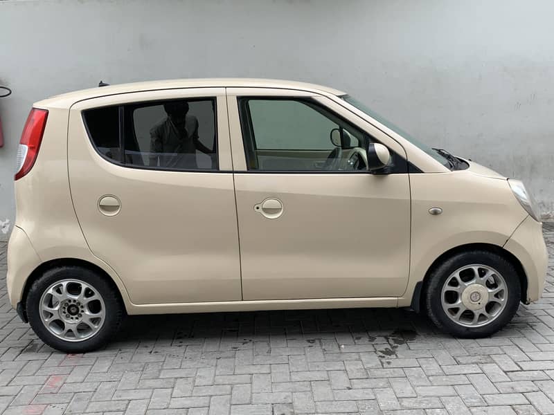 Nissan Moco 10/14 - Cars - 1103155207