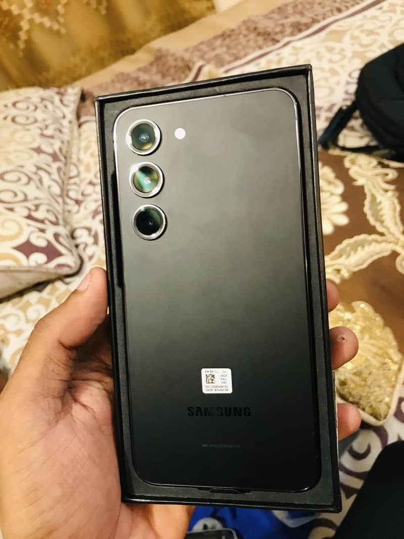 Samsung S23. New Phone box packed - Mobile Phones - 1103252991