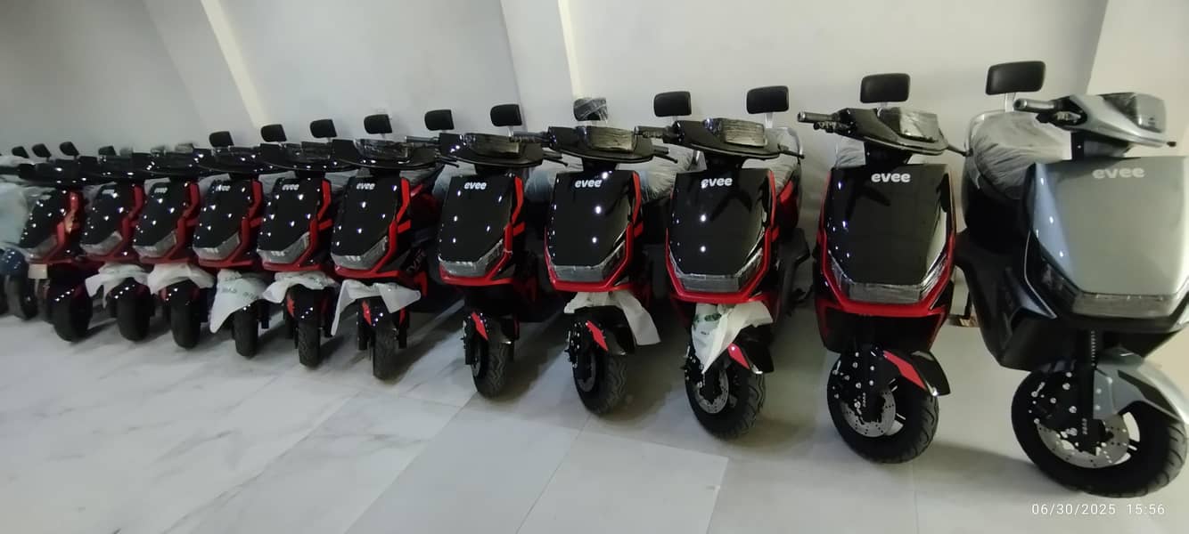 Evee GEN-Z | Evee GEN-Z Pro | Electric Scooters All Models Available ...