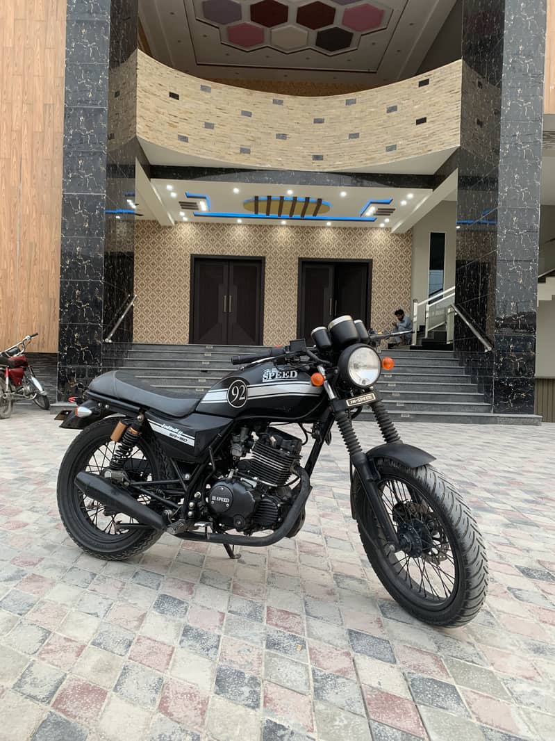 Infinity 150 - Cafe Racers - 1103307189