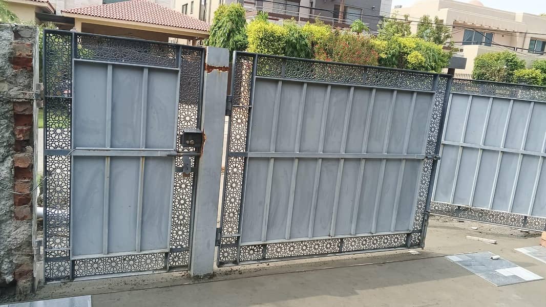 Front Main Gate - Other Household Items - 1103391873