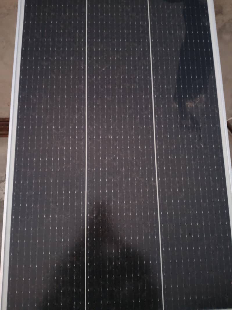 solar plate - Solar Panels - 1103462568