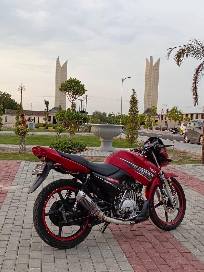 Yamaha YBR 125 2015 - Standard - 1103551086