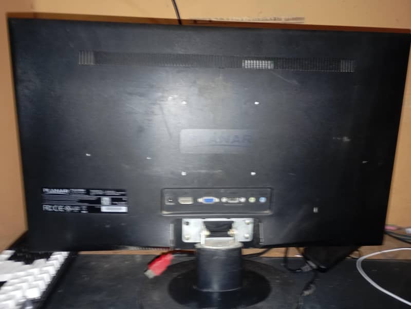 Selling pc,moniter,keyboard,no-mouse,mouse-pad,handfree,all-cables ...