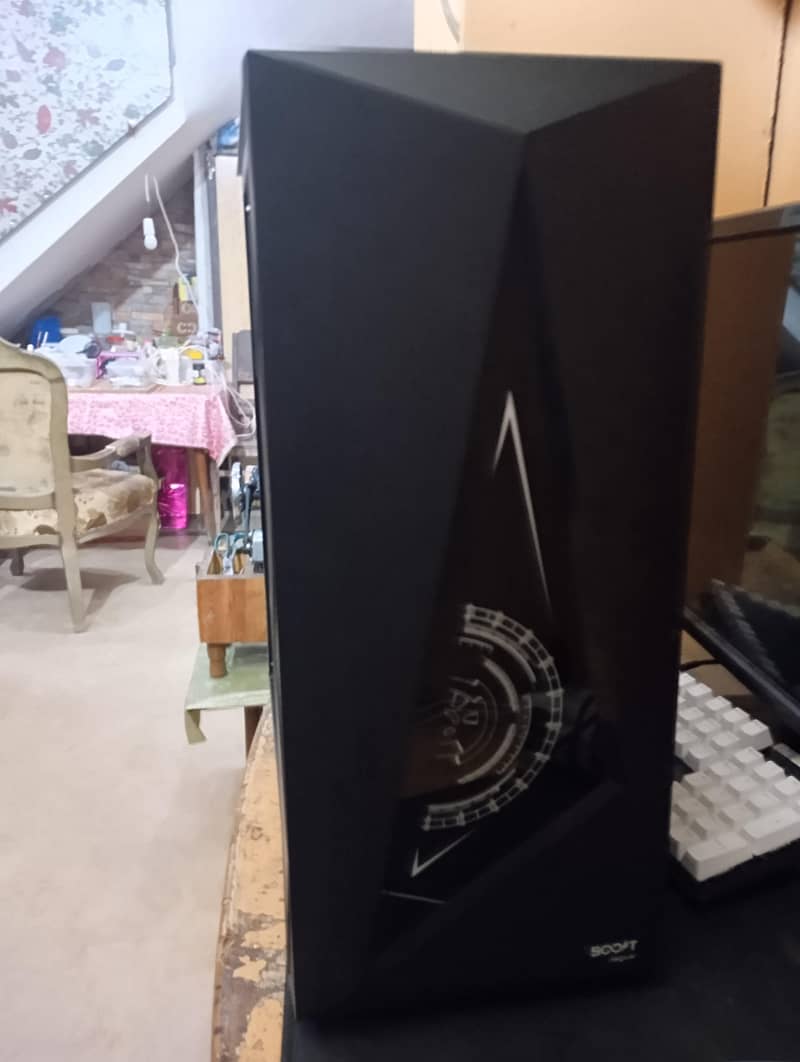 Selling pc,moniter,keyboard,no-mouse,mouse-pad,handfree,all-cables ...