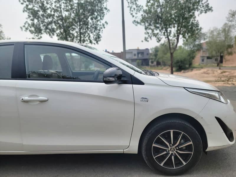 Toyota Yaris atv - Cars - 1103667173