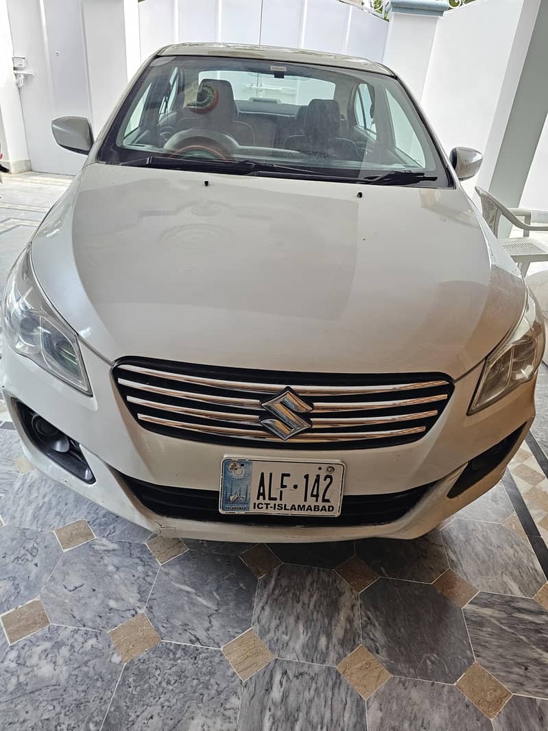 2018 Model Ciaz pearl white Color - Cars - 1103692765