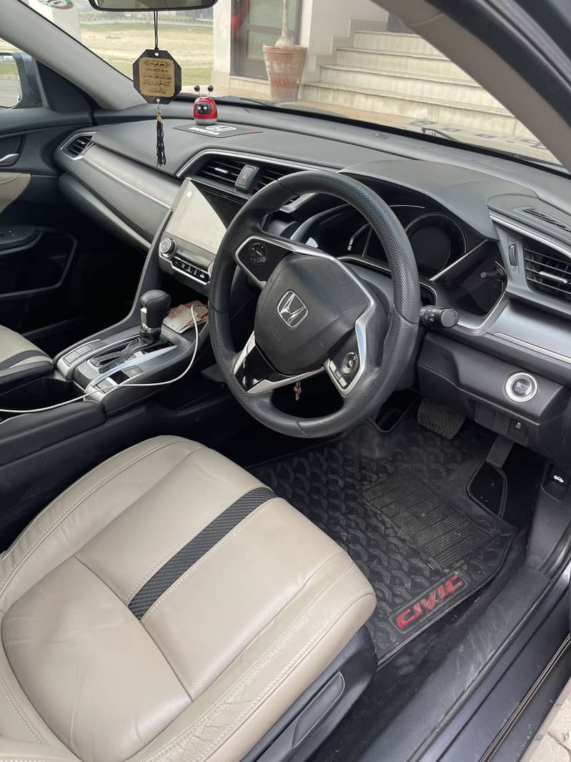 Honda civic top of the line Ug 2019 - Cars - 1103739351