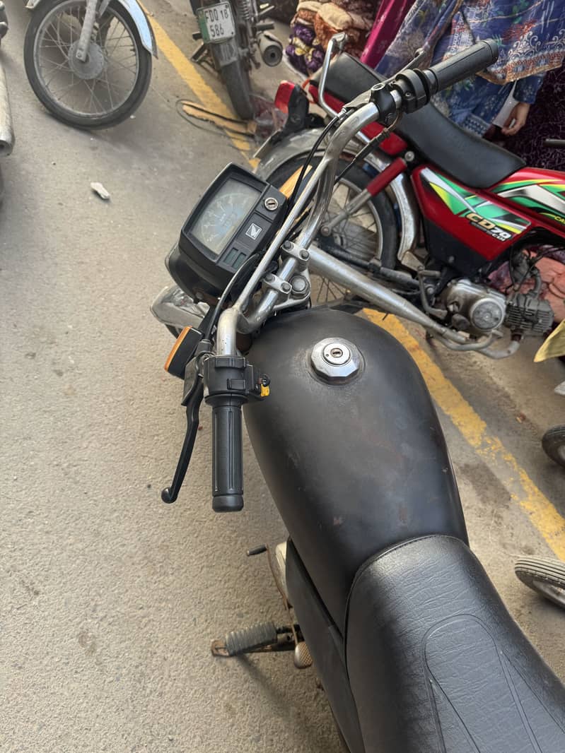 Honda cd70 2015 model - Standard - 1103778233