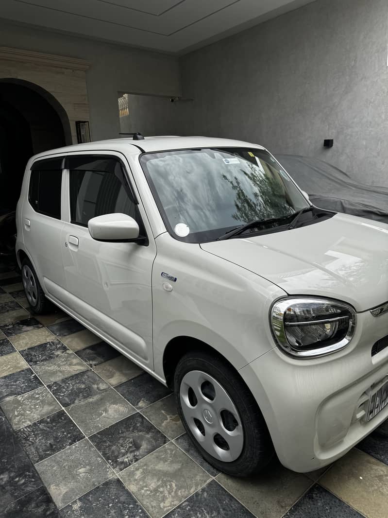 SUZUKI ALTO JAPANESE NEW SHAPE HYBRID S LED - Cars - 1103779560