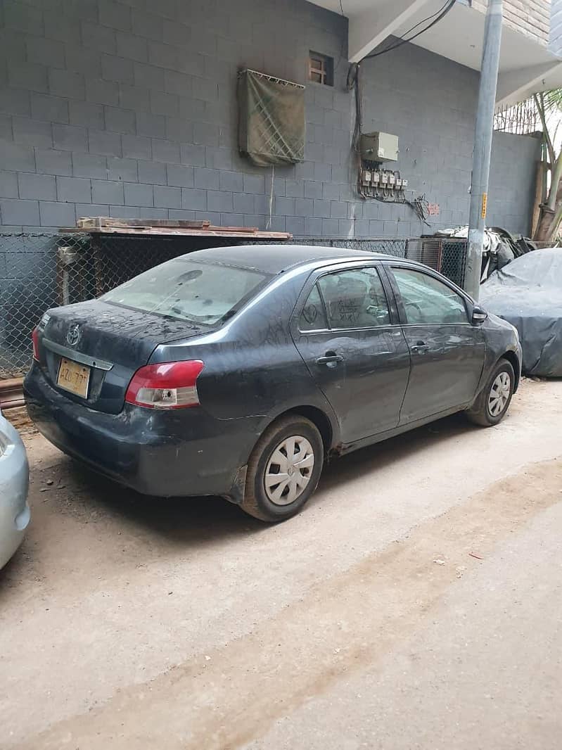 TOYOTA BELTA 1.3 AUTOMATIC - Cars - 1103833316