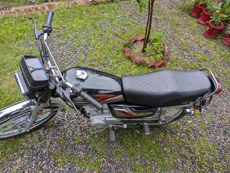 Honda CG 125 Model 2024 - Standard - 1103916501