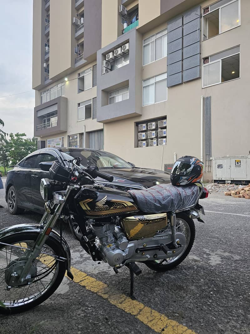 Cg 125 gold 2025 model new bike - Standard - 1103917451