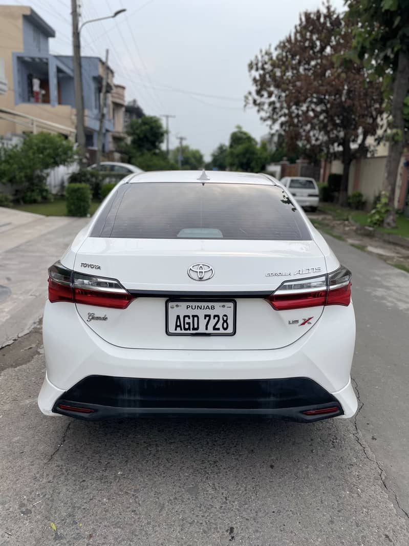 Toyota Corolla Altis Grande 2021 Model BtoB original - Cars - 1103764516