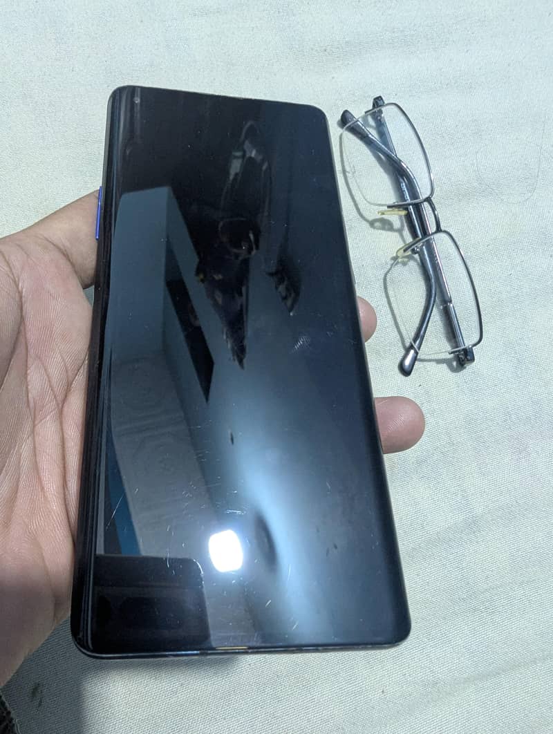 OnePlus 8 pro dual sim global version 12/256 - Mobile Phones - 1096350656