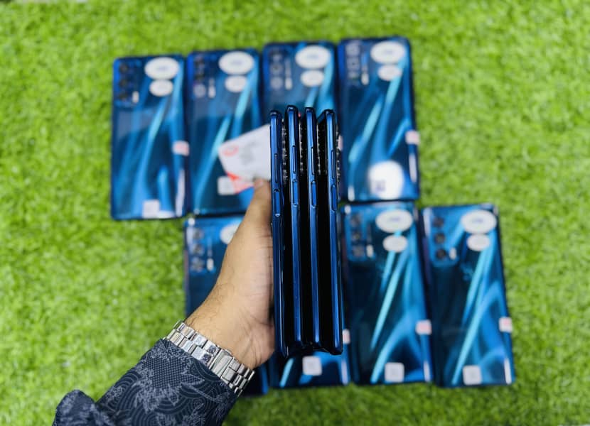 Moto Edge 2021 256/8 5g 144hz Pubg 60fps Best Gaming Phone Big Battery ...