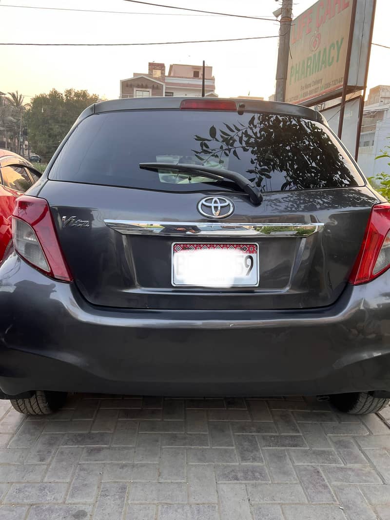 Toyota Vitz 2011 - Cars - 1101117736