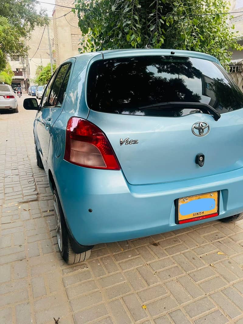 Toyota Vitz B Intelligent Package 1.0 - Cars - 1104165441