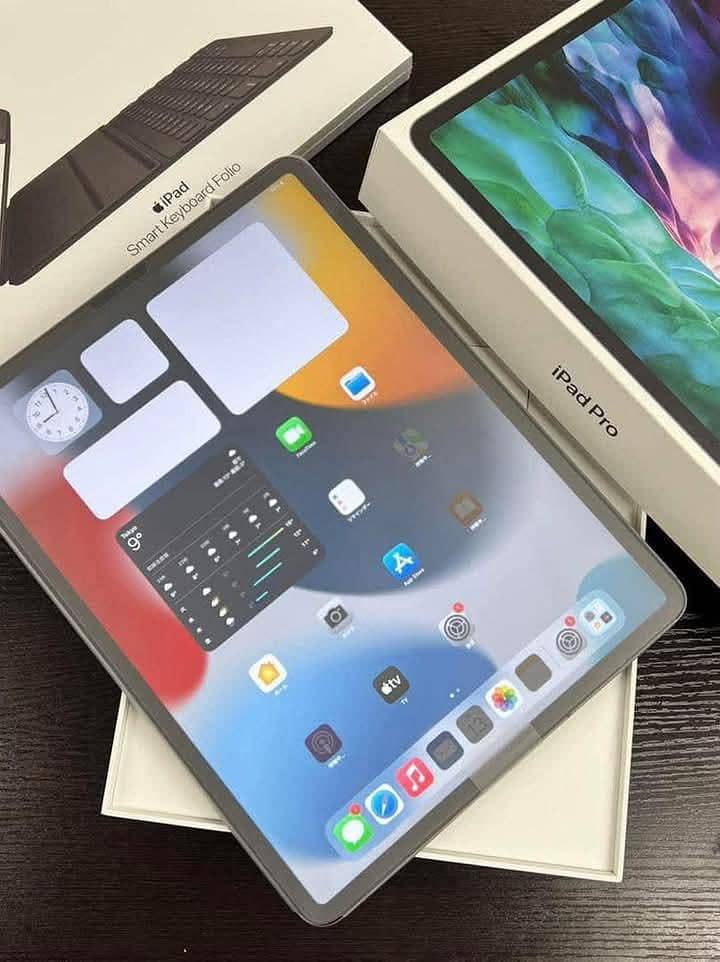 Apple iPad Pro with full box New - Tablets - 1104298869