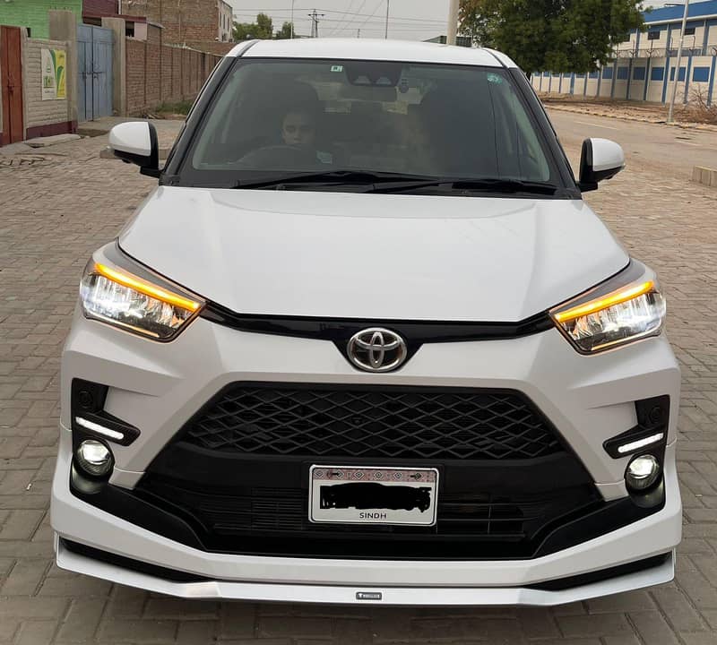 TOYOTA RAIZE Z TOP OF THE LINE wITH BODY KIT - Cars - 1104223722