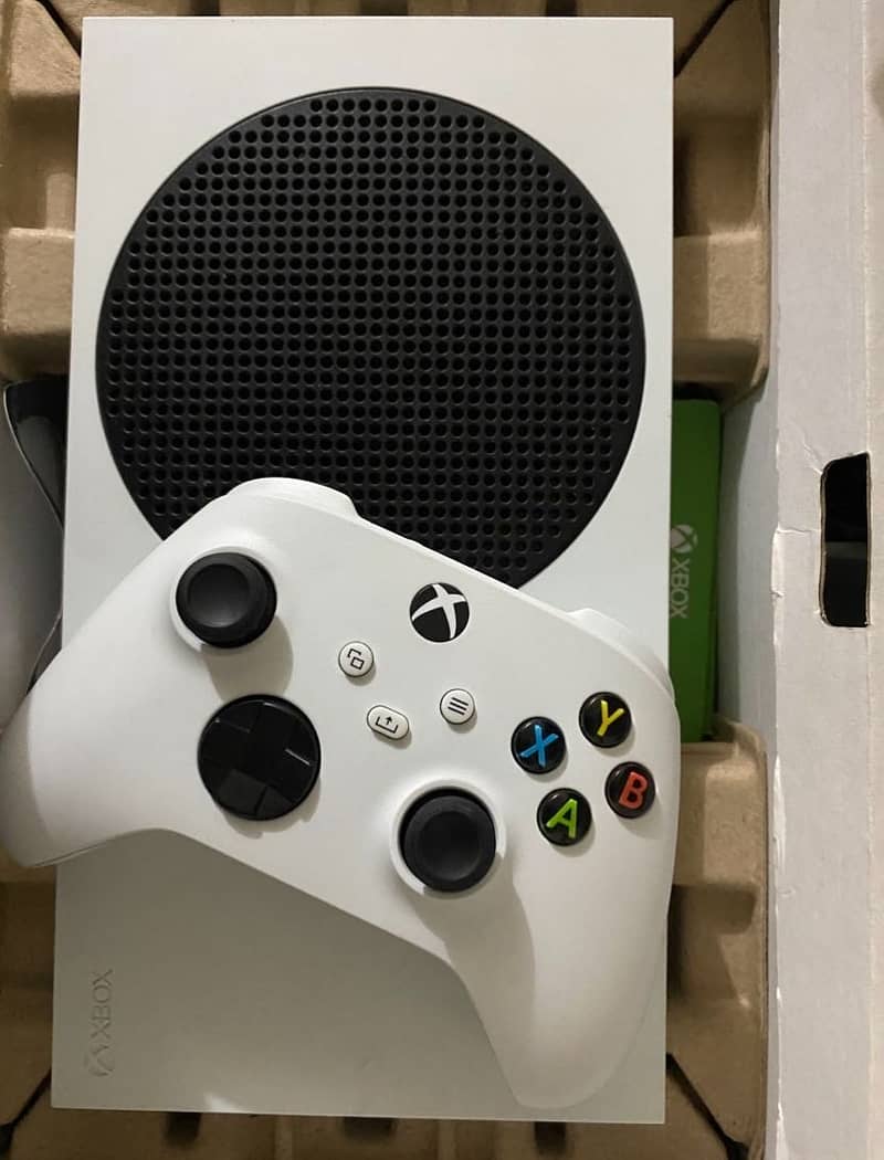 Xbox series s 512gb white - Gaming Consoles - 1104342921