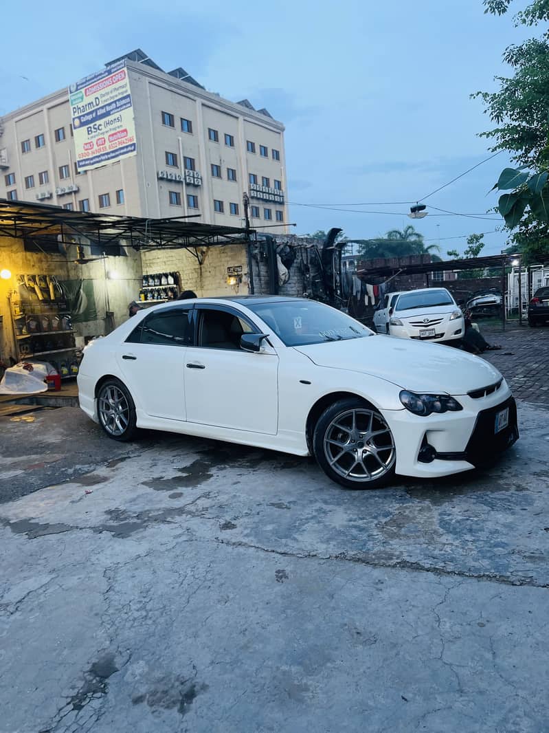 Toyota mark x 250 g premier - Cars - 1104345776