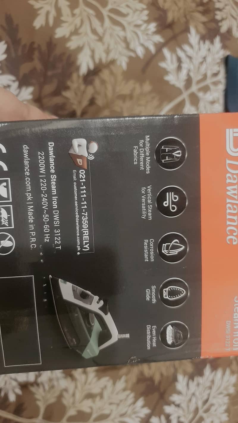 dawlance steam iron - Irons - 1104525131