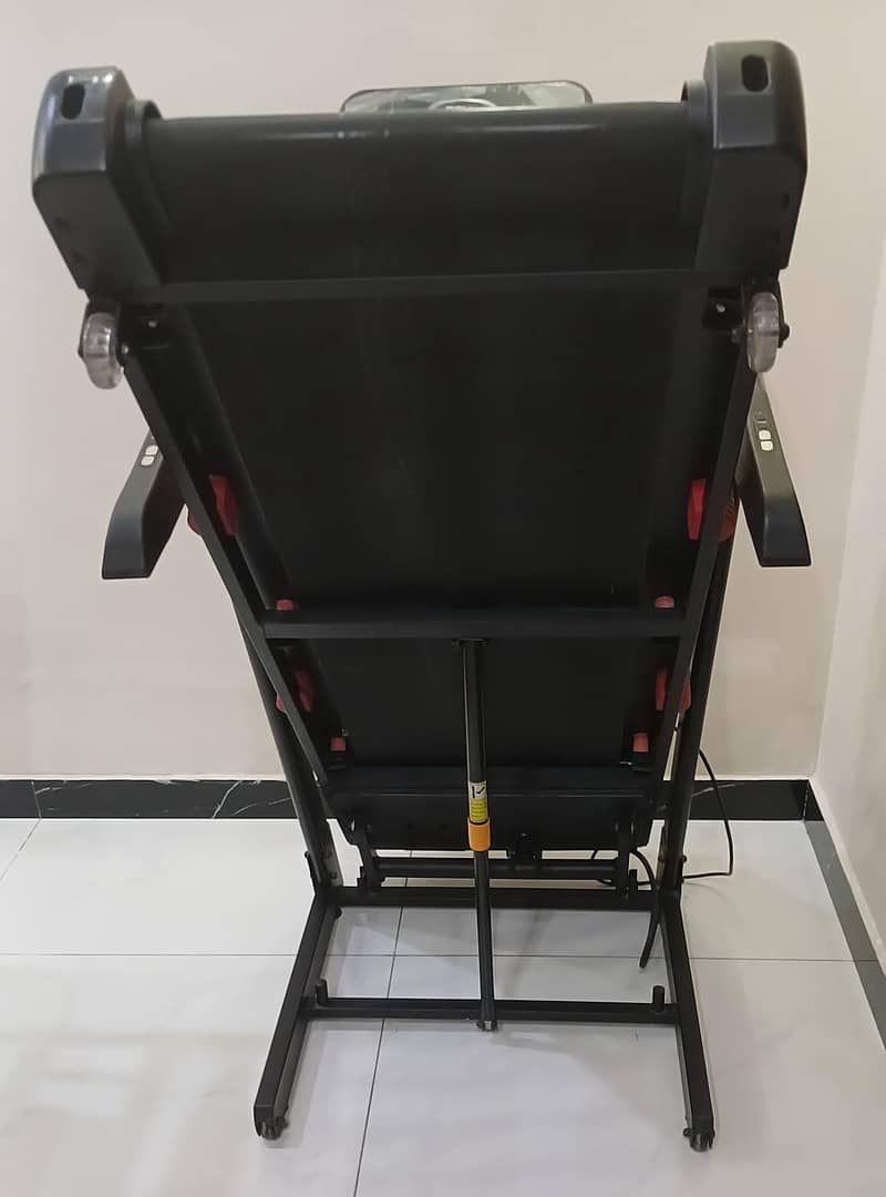 REVO treadmill all okay 0325=1549891 - Gym & Fitness - 1104622340