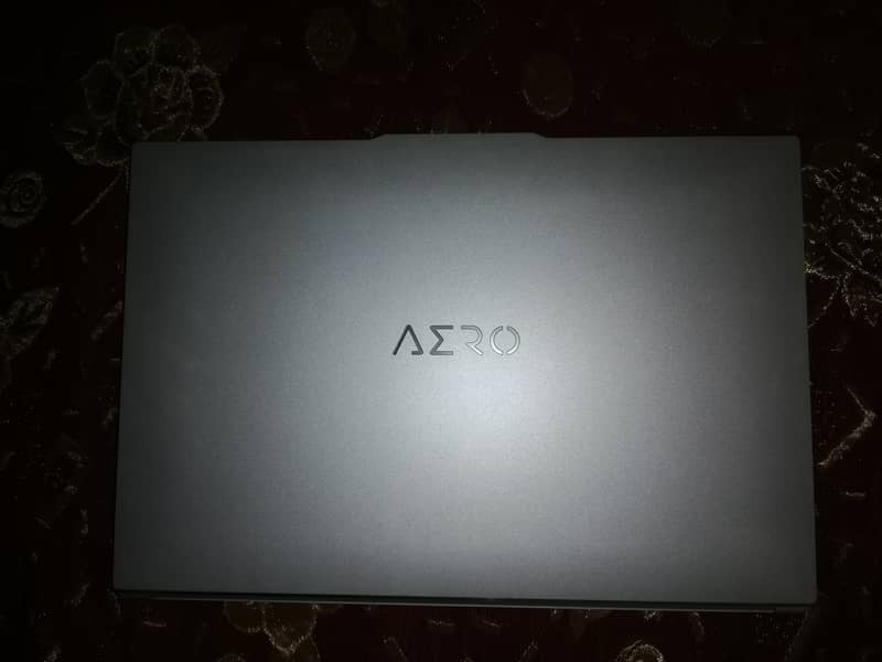 GIGABYTE Aero XE4 | RTX 3070 Ti | i7 12th Gen | 4K UHD | 16GB | 1TB SS ...
