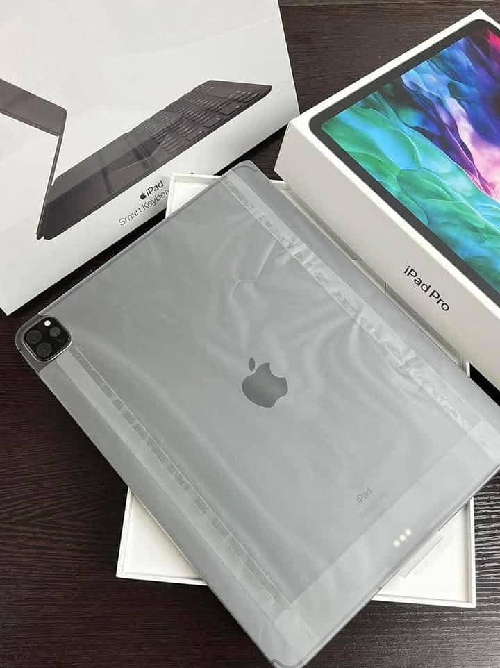 Apple iPad Pro with full box New - Tablets - 1104743685