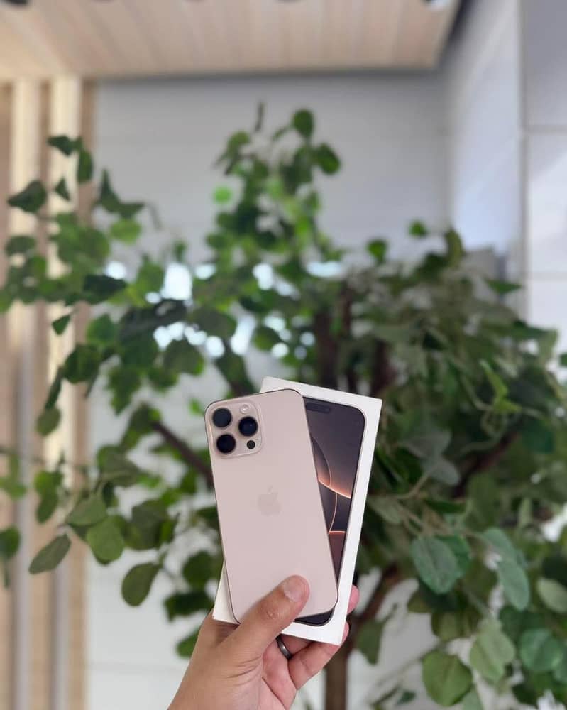 Iphone 16 Pro Max 256 GB HK - Mobile Phones - 1104775824