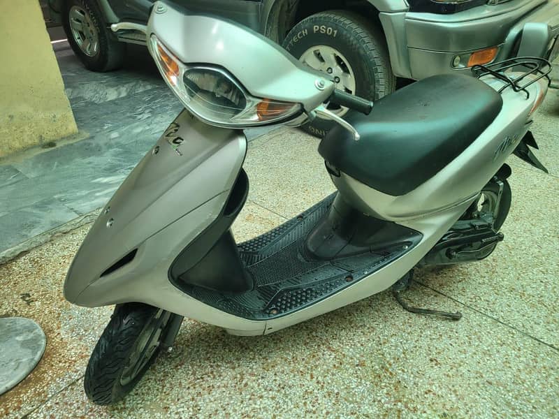 HONDA 49 CC 4 Stroke Perfect Ingune WhatsApp - Petrol - 1104882057