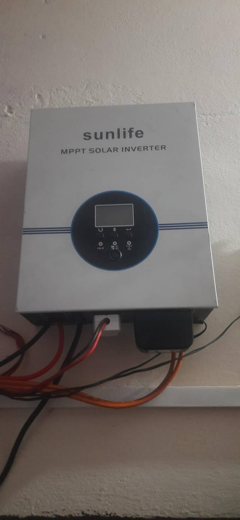 Sunlife 2kv solar inverter 6 months under warranty almost new - Solar ...