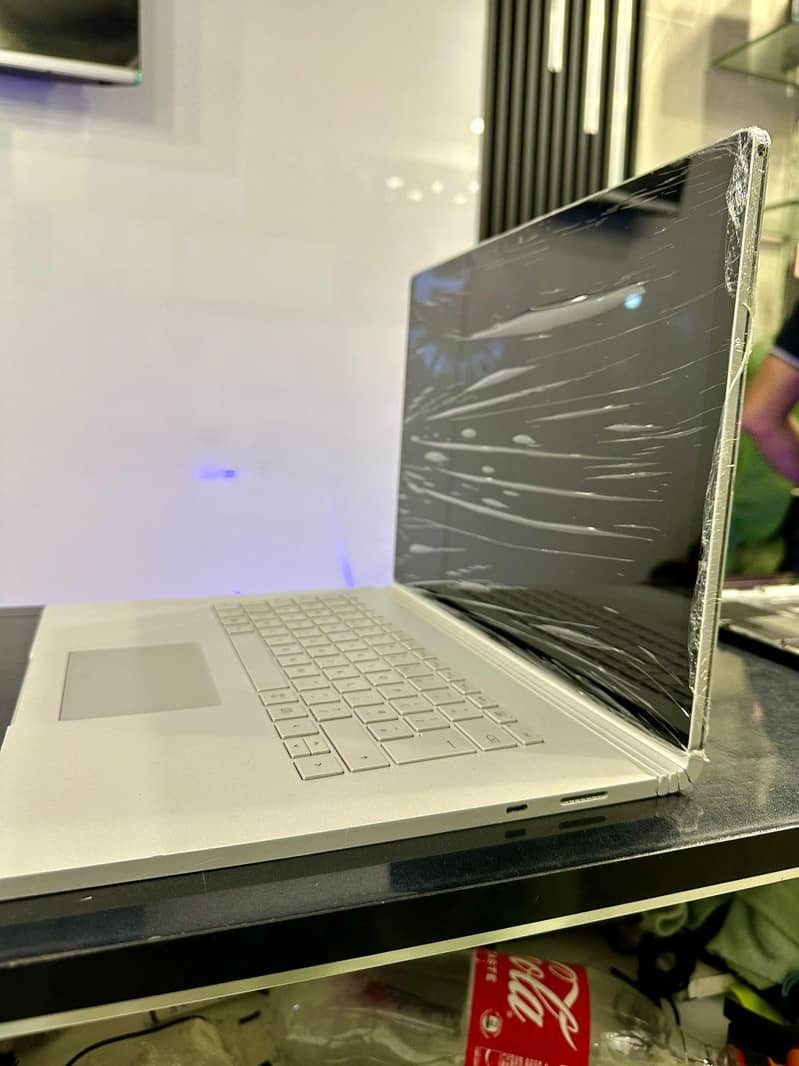 Surface book 2 | i7 8th Gen | 4k | touch screen - Laptops - 1104915391