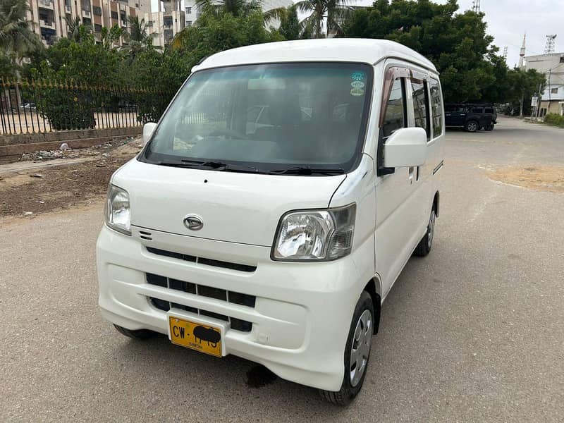 Daihatsu Hijet 2011 / 2016 Half cruise btr every scrum clipper minicab ...