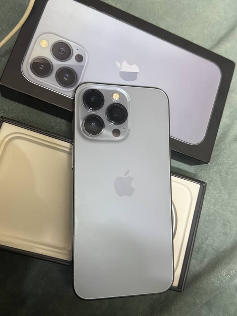 iPhone 13 Pro - Sierra Blue - Mobile Phones - 1104984389