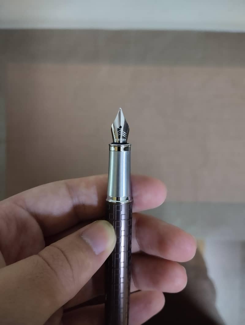 Parker Fountain Pen EST. 1888 - Stationery Items - 1104841488