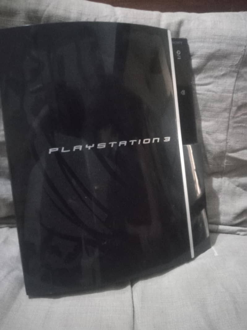 PS3 fat for 2500 - Gaming Consoles - 1105032842