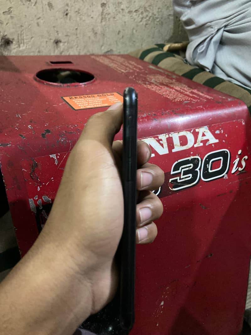 Iphone Se2020 - Mobile Phones - 1105060657