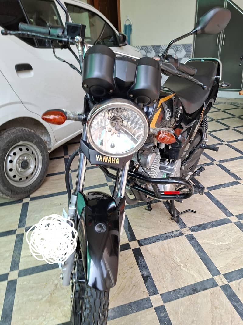Yamaha DX Black colour - Standard - 1105097722