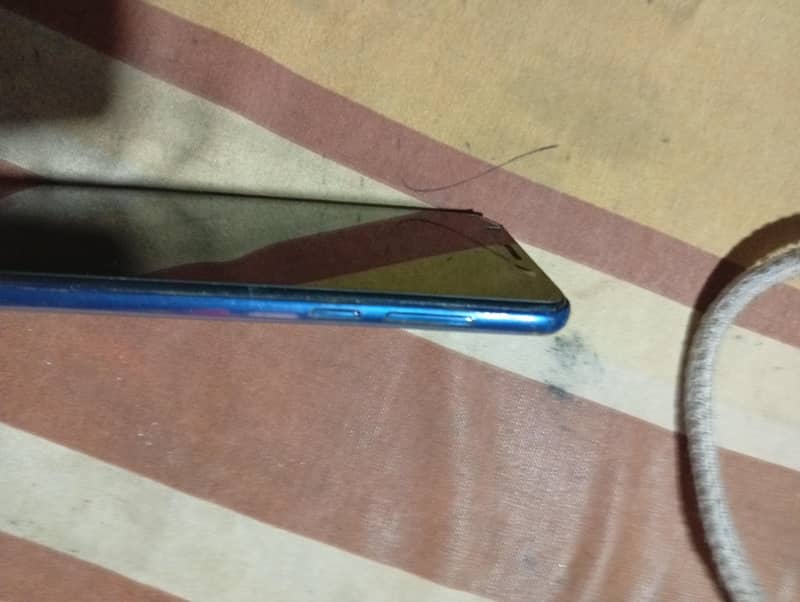 good condition with box - Mobile Phones - 1105110279