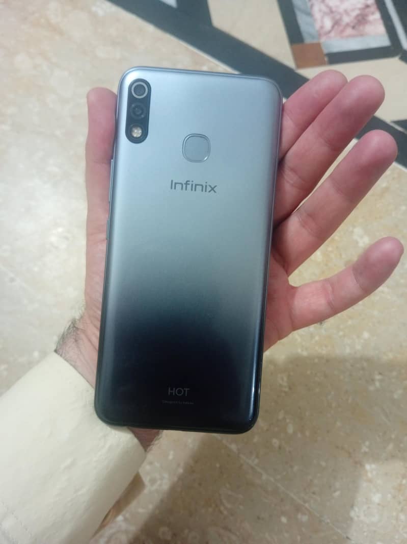 Infinix Hot 8 Lite 2/32 - Mobile Phones - 1105244919