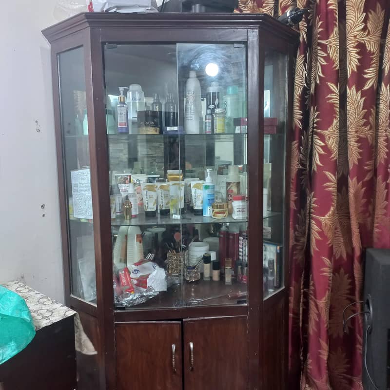 display unit. . . only one year used - Other Household Items - 1105256820