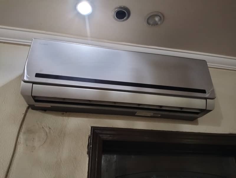 Galanz Split Ac One 1 & 1.5 ton Good Neat Condition Rarely Used - Air ...